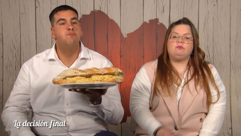 'First Dates' supera todo lo visto con lo que irrumpe en plena cita ...