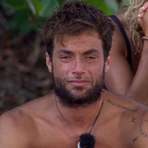 ¿Quién es Ángela Ponce, la modelo con una polémica historia detrás que ...