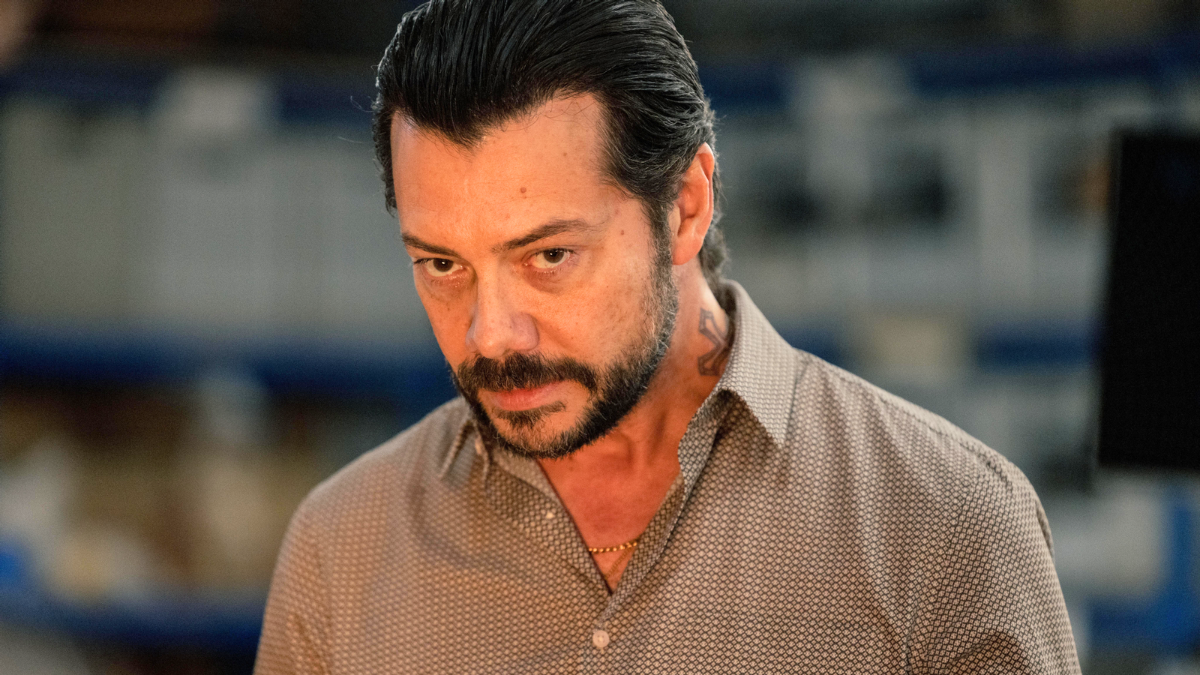 Álvaro Morte habla en exclusiva de su nueva serie en Netflix, 'Dos ...